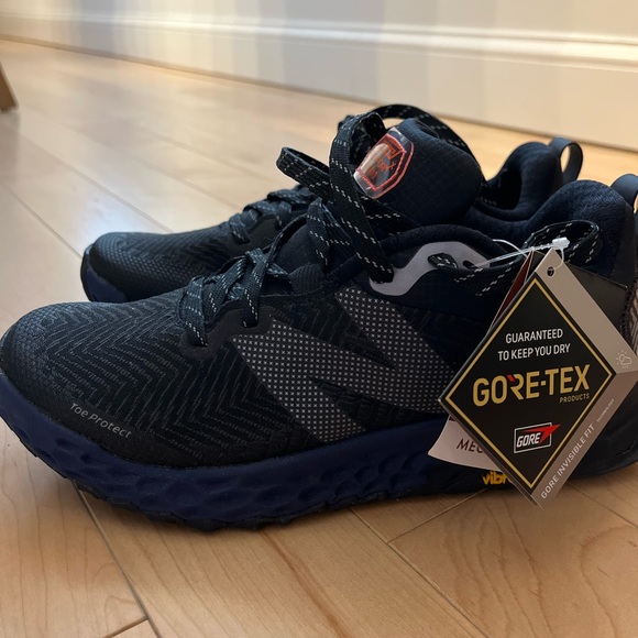 New Balance | Shoes | New Balance Hierro V6 Trail Hiking Sneakers ...